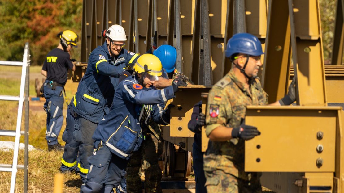 Katastrophenschutz: Schulterschluss beim Multitrainingscamp (MTC) | CPM ...